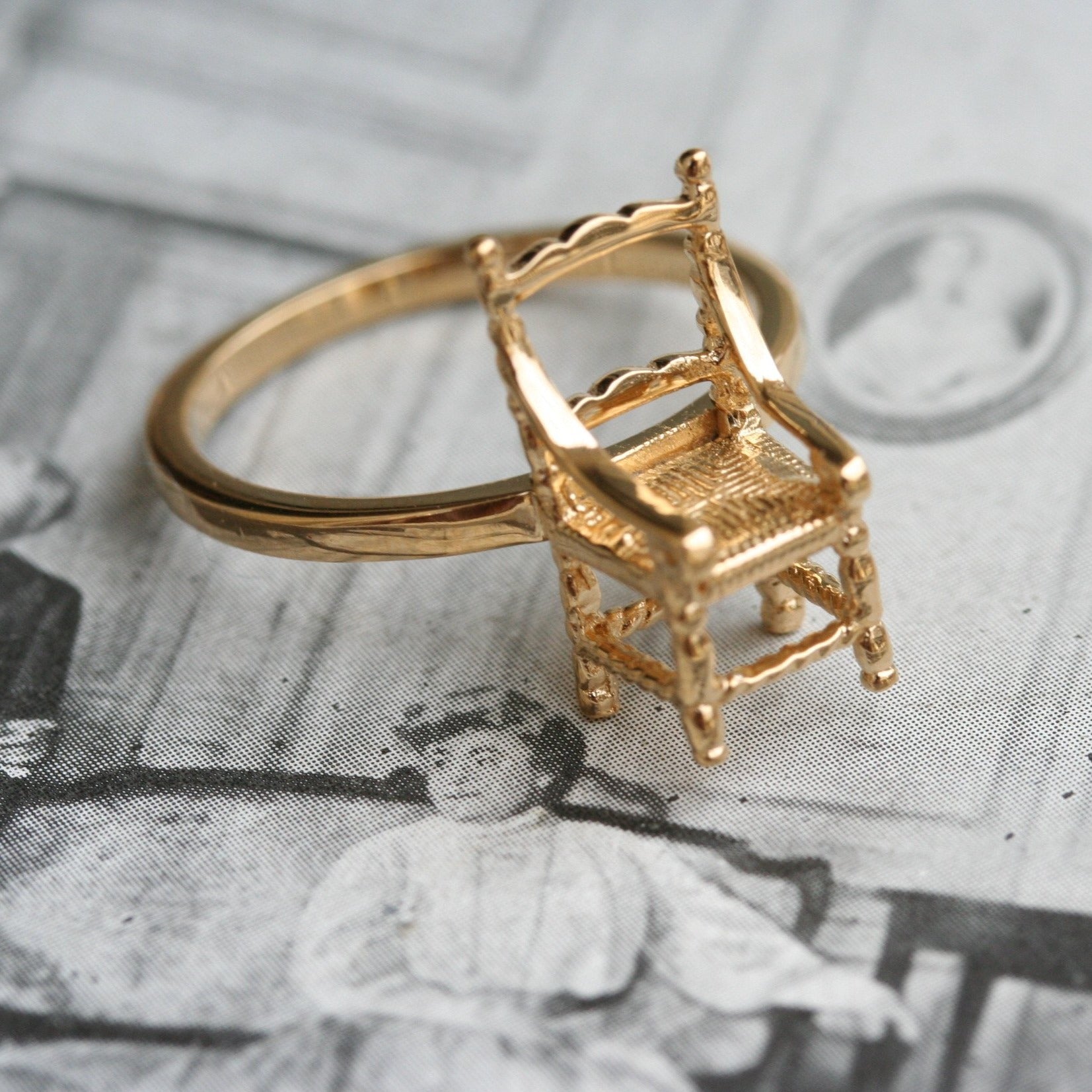 Mini chair ring – Missbibi